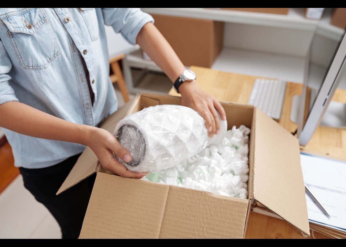How Professional Movers Handle Fragile and Valuable Items